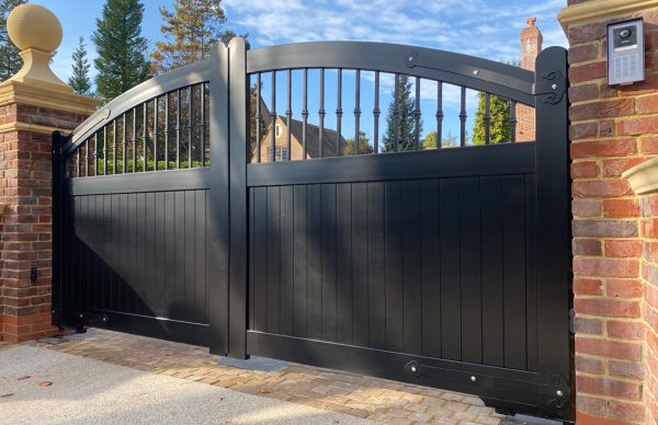 Readymade Gates - Aluminium Gates Direct
